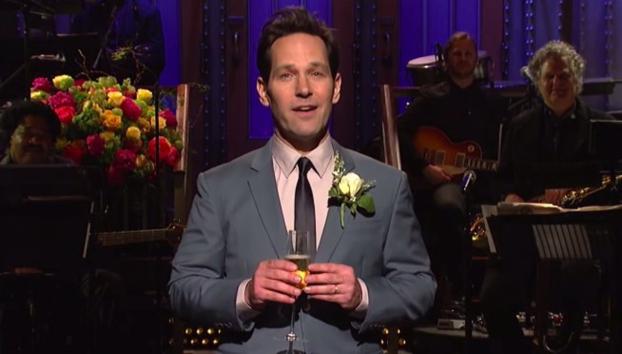 VIDEO: Paul Rudd Toasts to SNL Memories During His Opening Monologue Video