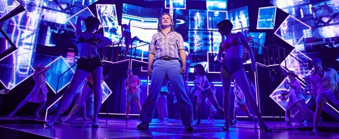 Photos: First Look at Michael Ball and Alexandra Burke in CHESS at the ...