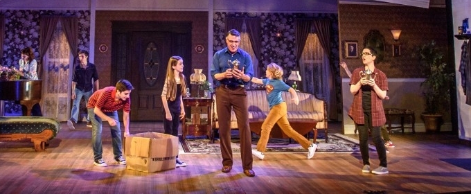Review: FUN HOME at White Plains Performing Arts Center