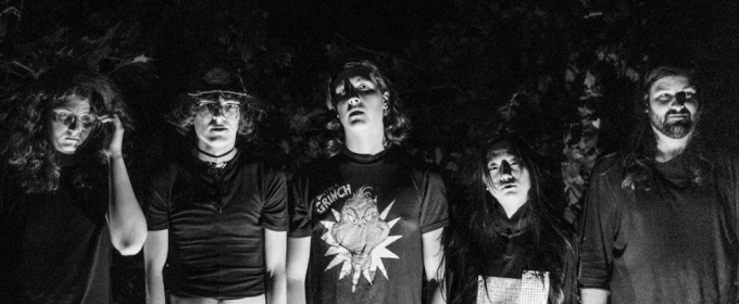 Elizabeth Colour Wheel Unveils New Album Details, Releases Single