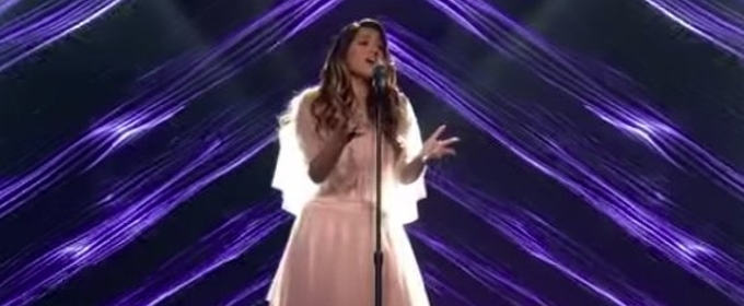 VIDEO: Watch AMERICAN IDOL Contestant Alyssa Raghu Sing 'She Used To Be ...