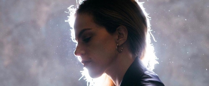 Indie-Pop Singer Riah Releases New Single PROM