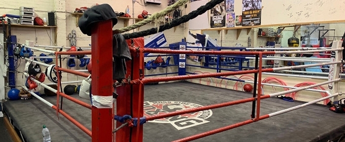 GYPSY QUEEN Heads To Moss Side Boxing Club For Special Knock-Out ...