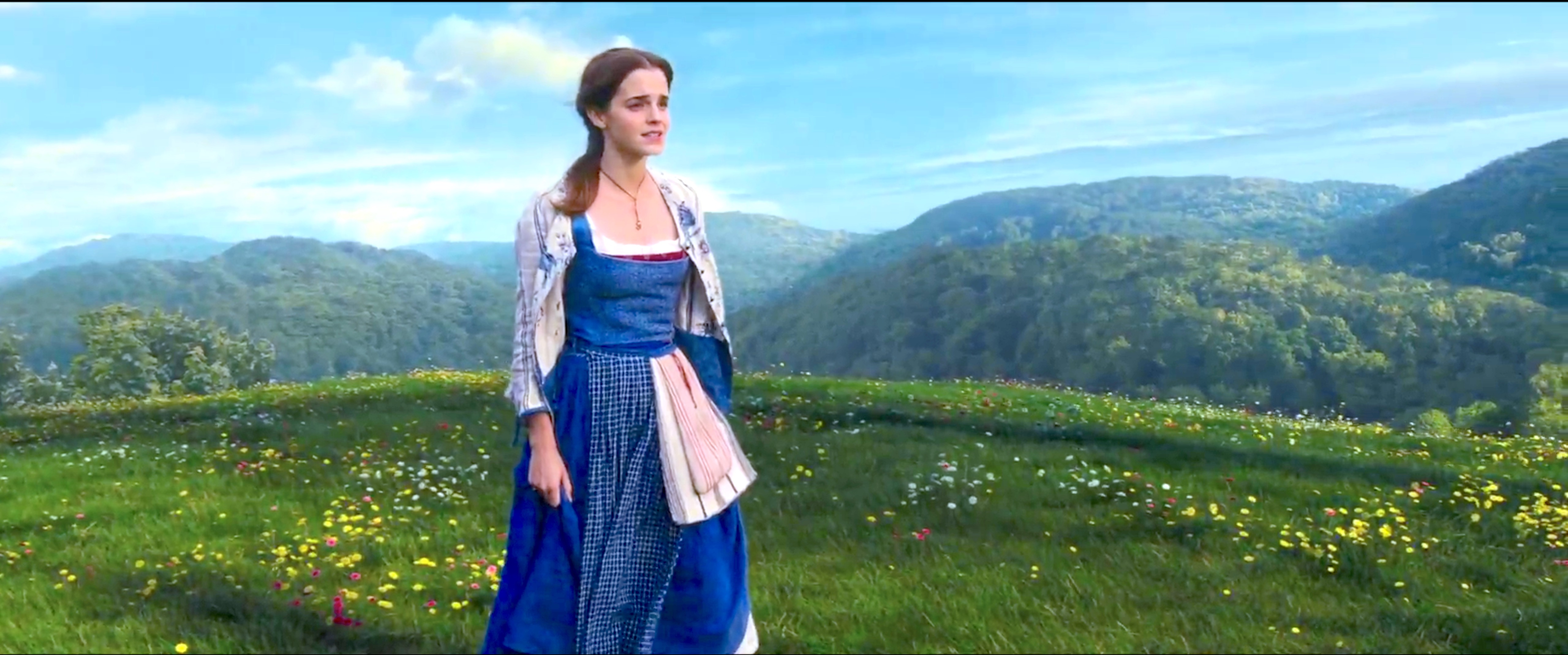 VIDEO: Emma Watson Sings 'Belle Reprise' in a Brand New BEAUTY AND THE BEAST Trailer! Video