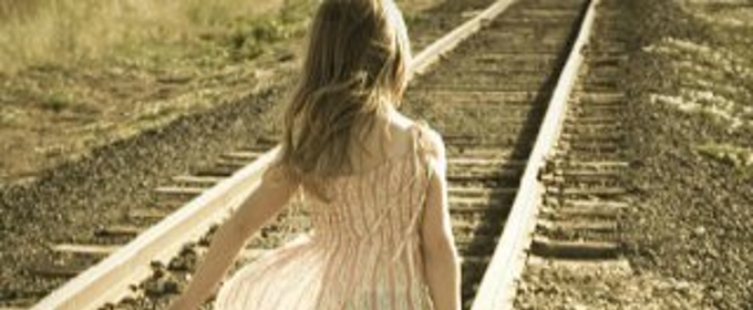 Tonya Meeks' FLYING STANDBY Makes United Solo Festival Off Broadway ...