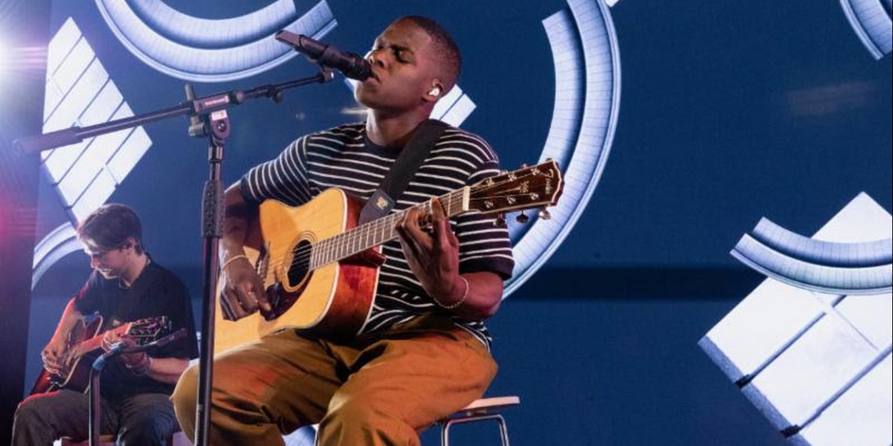 Daniel Caesar Performs Live in London As Part of Apple Music's Up Next Live