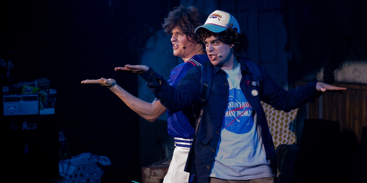 Photos: First Look at the UK Debut of STRANGER SINGS!