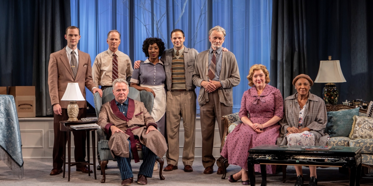 Photos: First Look at Production Photos from Signature Theatre's THE ...