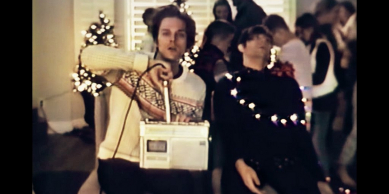 iDKHow Have Dropped 'Merry Christmas Everybody' Video iDKHow Have Dropped 'Merry Christmas Everybody' Video