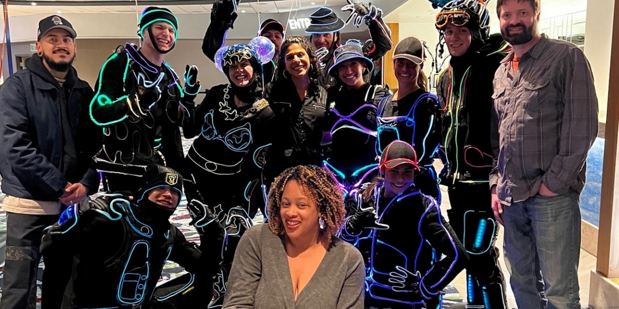 iLuminate Celebrates 100th Performance On The Las Vegas Strip