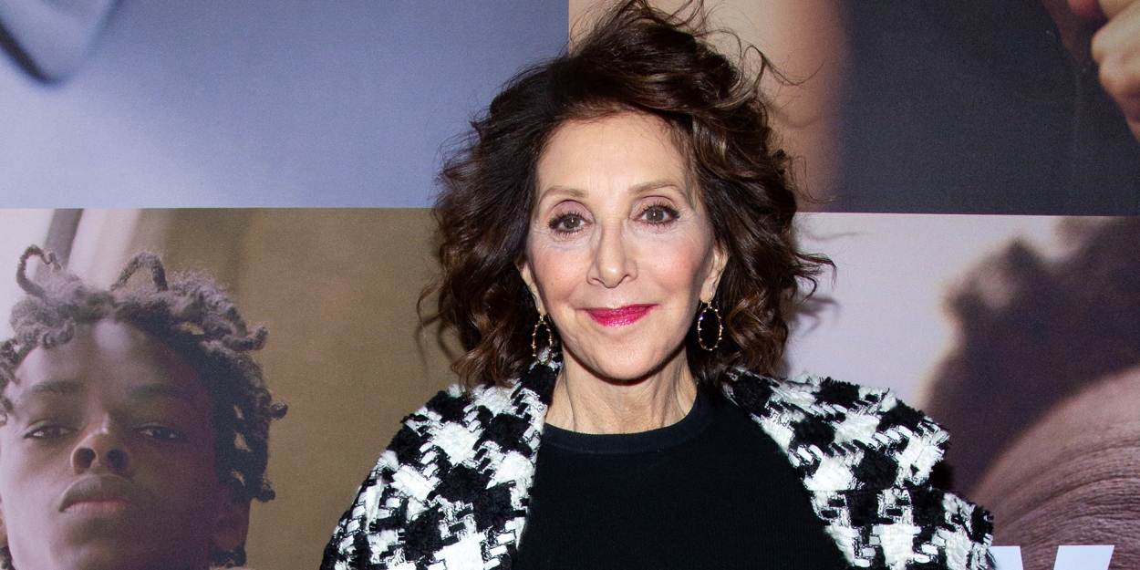 VIDEO: Watch THE TALE OF THE ALLERGIST'S WIFE on STARS IN THE HOUSE ...