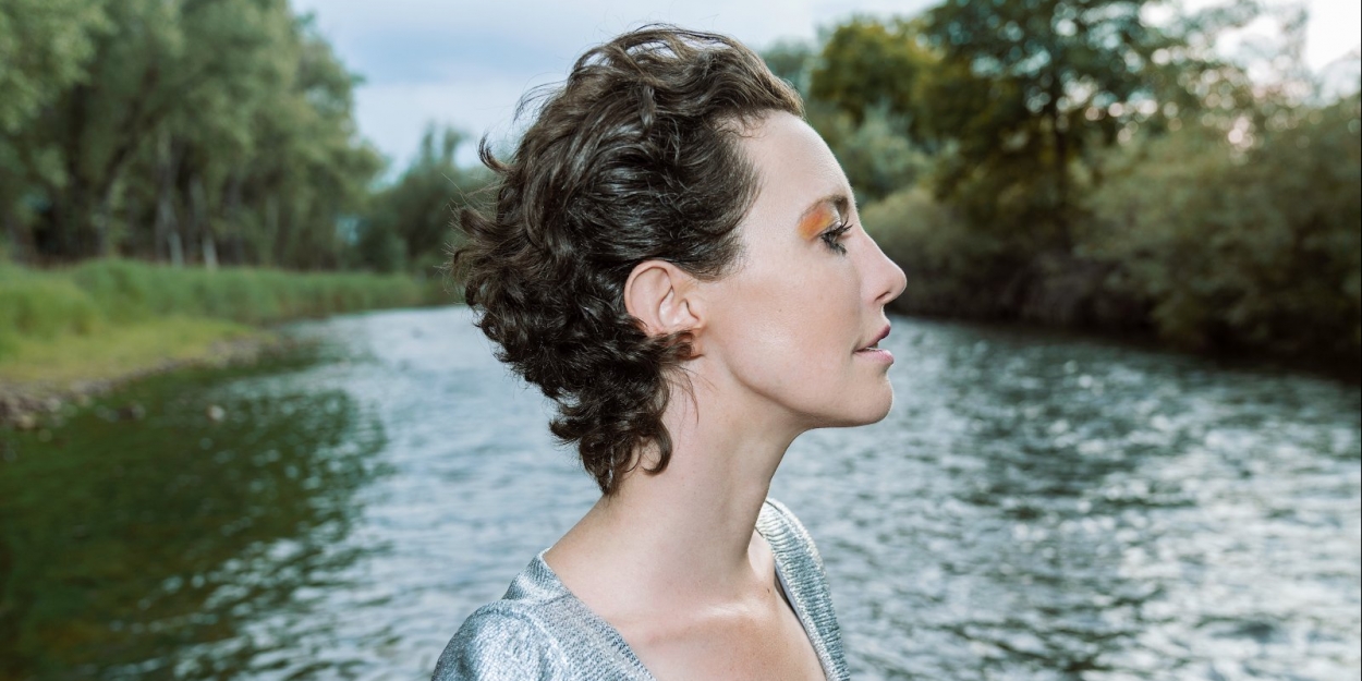 VIDEO: Esmé Patterson Releases Music Video for 'Out the Door'