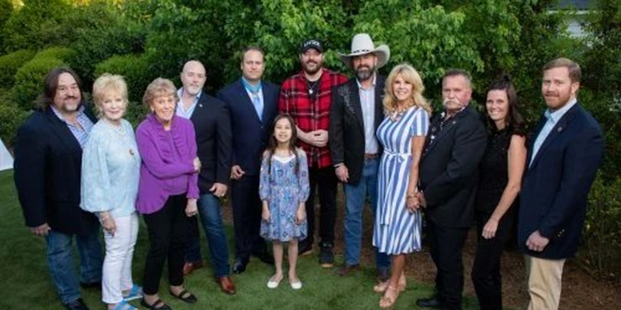 Chris Young Helps The Charlie Daniels Journey Home Project Raise Over ...