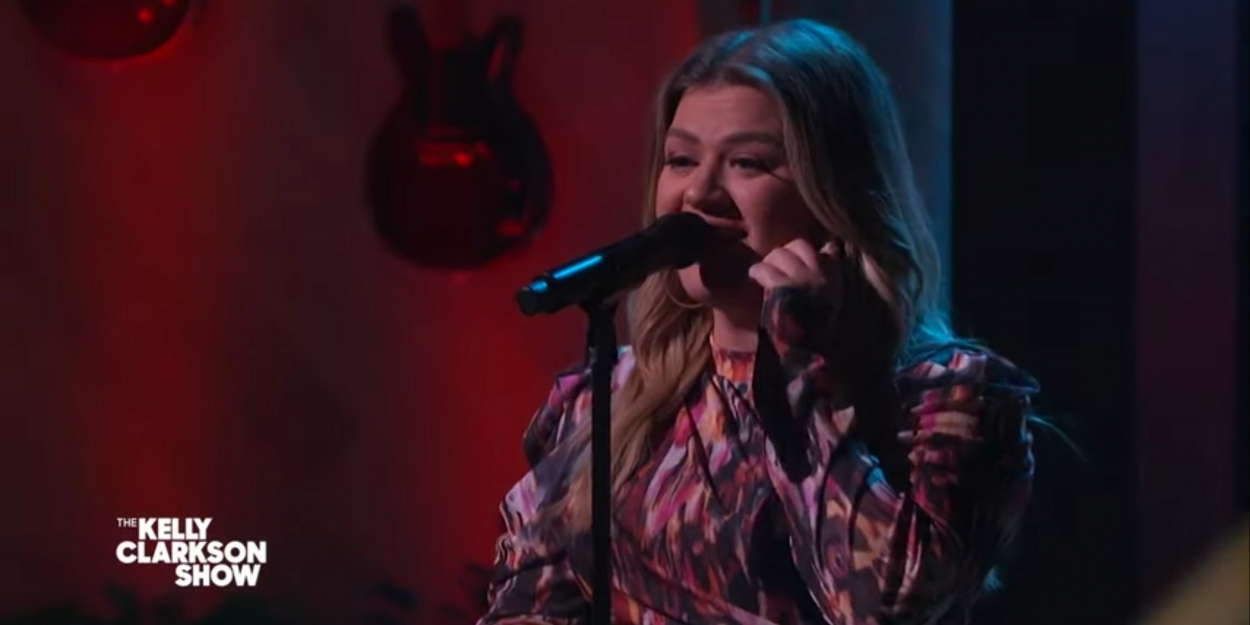 VIDEO: Kelly Clarkson Covers 'No Tears Left to Cry'