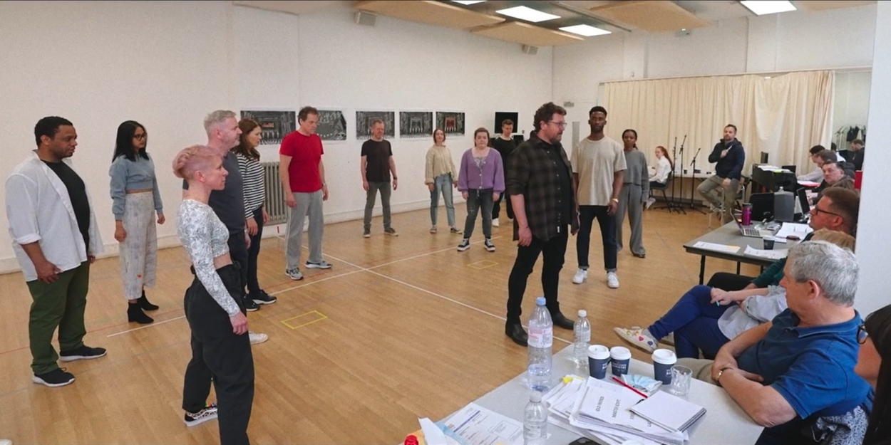 VIDEO: Go Inside Rehearsals for SONDHEIM'S OLD FRIENDS Starring Michael ...