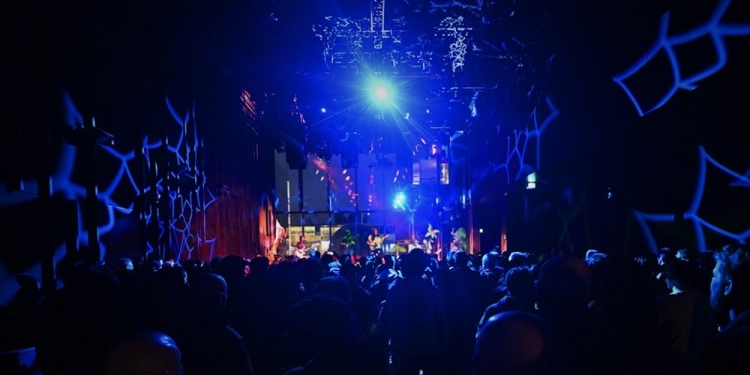 Allied Music Centre & The City Of Toronto Present CITY HALL LIVE ...