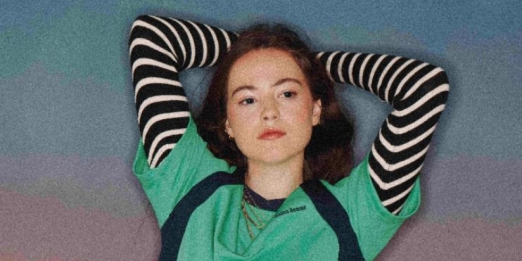 Bea and Her Business Debuts New Single 'Me Against My Head'