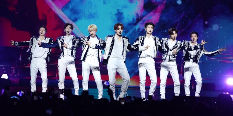 Concert Review: ENHYPEN Wraps Up FATE PLUS Tour at UBS Arena in Belmont ...