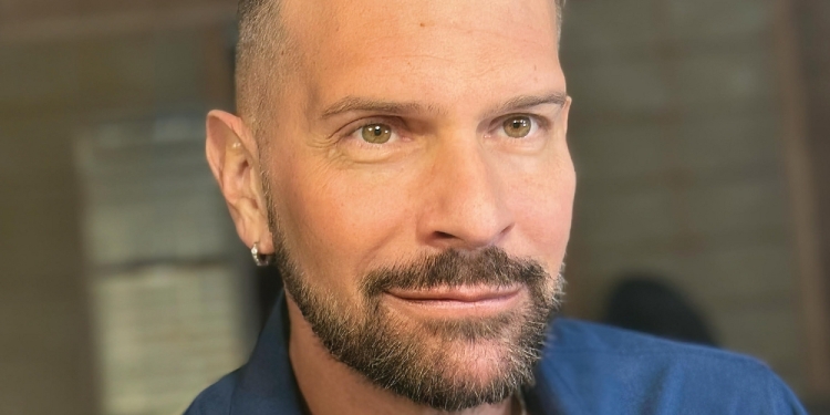 NYC Comedians Team Up For BLUE COMEDY Biden Fundraiser At Stonewall