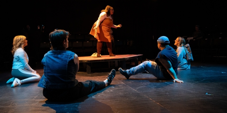 Review: COLLECTIVE RAGE: A PLAY IN 5 BETTIES at Burbage Theatre Co.