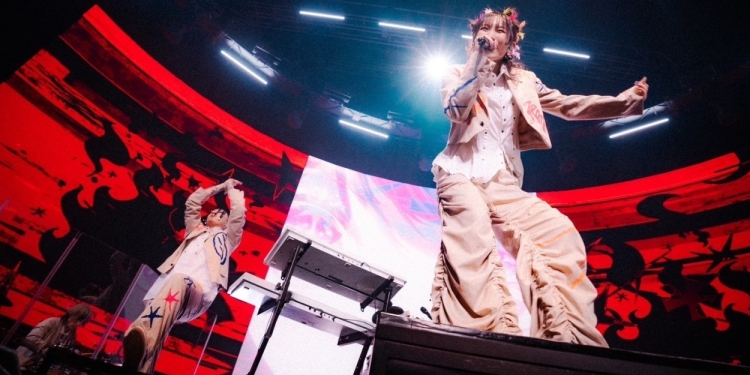 公演レポート：YOASOBI初のZEPP TOUR! “POP OUT”