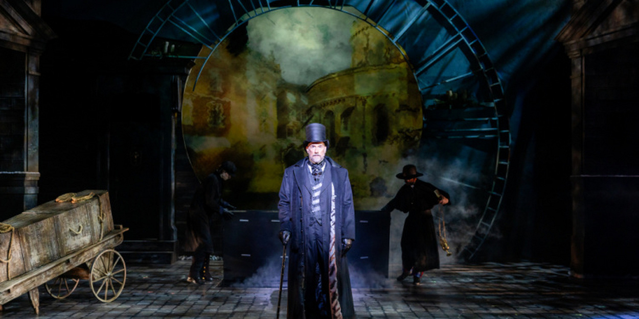 A CHRISTMAS CAROL Comes to the Phoenix Theatre Company