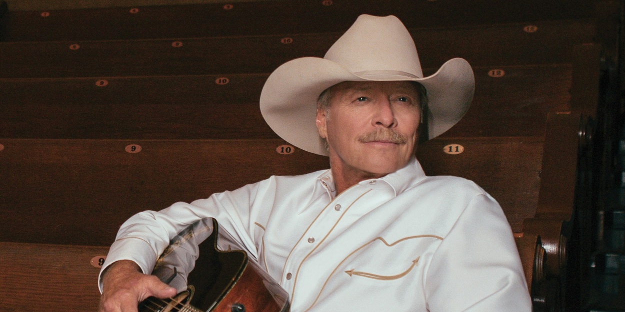 Carrie Underwood & Luke Bryan Join Alan Jackson's Farewell Show