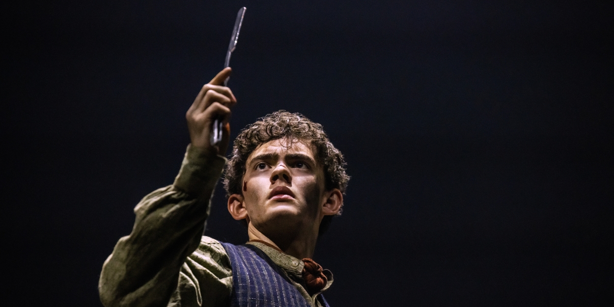 Broadway Jukebox: 75 Showtunes for Halloween