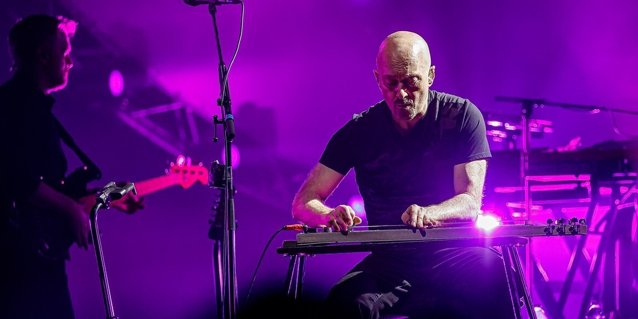 Interview: Damian Darlington of Brit Floyd's THE MOON, THE WALL AND ...