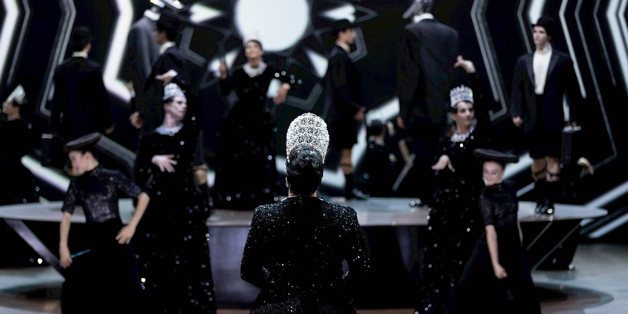 Marcos Morau's NACHTTRAUME is Now Playing at the Zurich Opera House