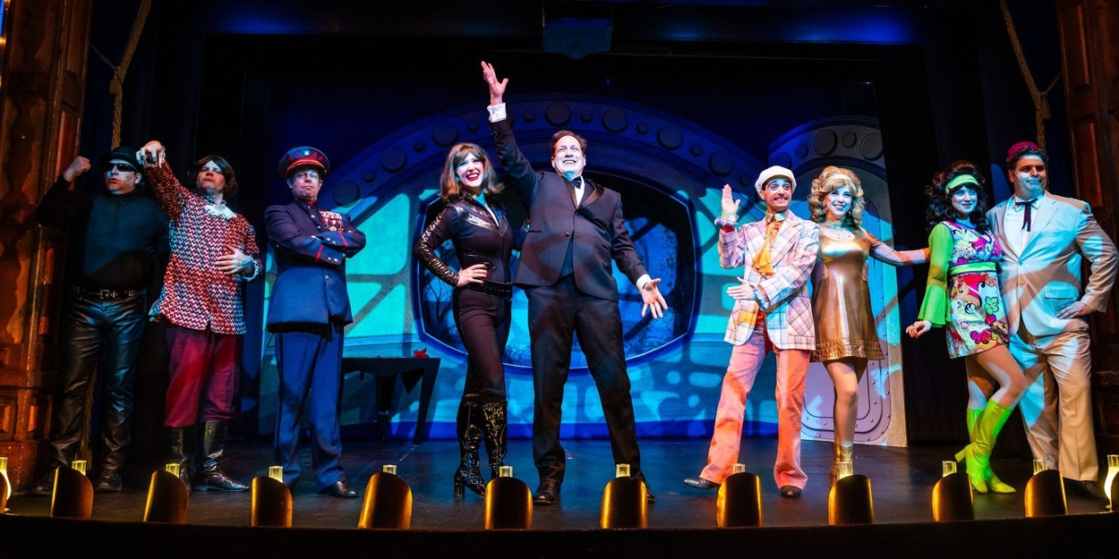 Review: 009, LICENSE TO THRILL at The Gaslight Theatre
