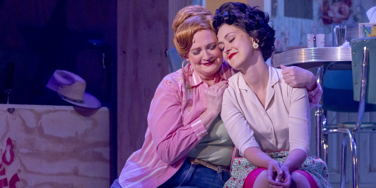 Review: ALWAYS... PATSY CLINE at The Carnegie