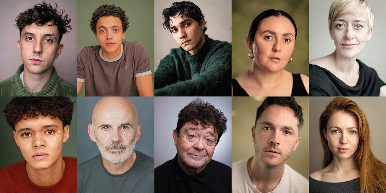 Cast Set for TWELFTH NIGHT at Theatr Clwyd