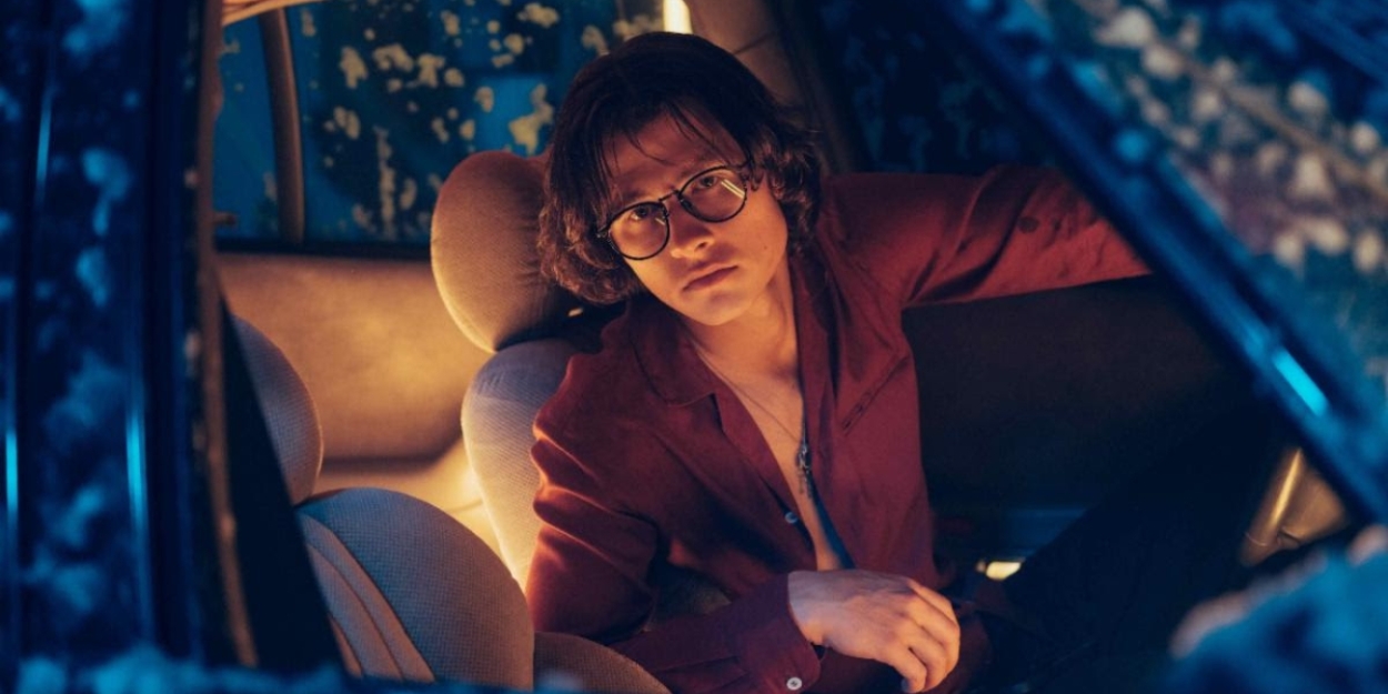 Video: David Kushner Shares Heartbreaking Christmas Song 'Empty Bench'