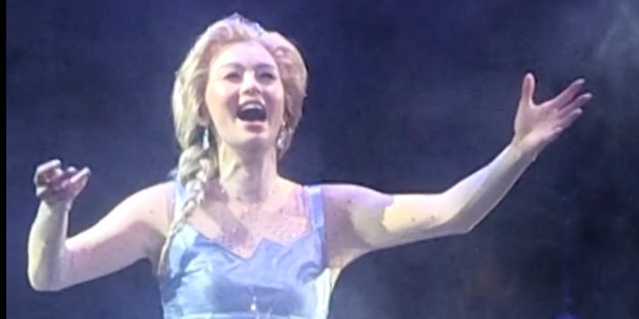 Video: Inside Magical 'Let It Go' Dress Reveal In FROZEN At Children's ...
