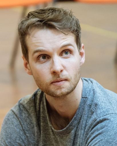 Sion Daniel Young Full Biography | Broadway World