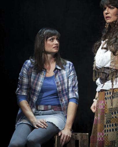 Susan Hallam-Wright Headshot Photo