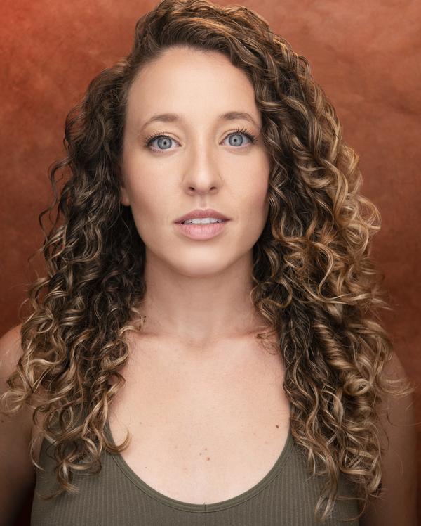 Kaitlyn Davis (Actor): Credits, Bio, News & More | Broadway World