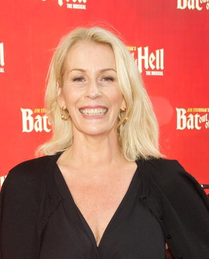 Sara Dallin: Credits, Bio, News & More | Broadway World