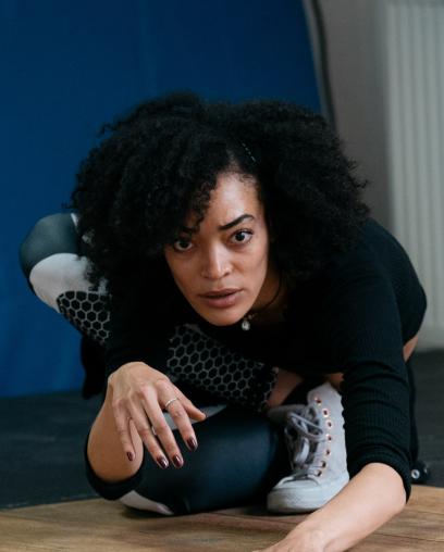 Cassie Clare Full Biography | Broadway World