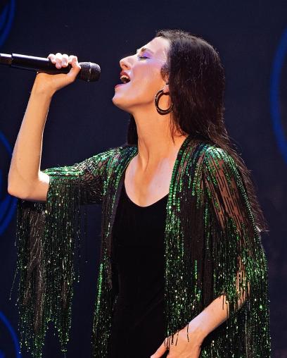 Catherine Ariale Headshot Photo