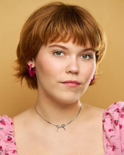 Corynn Seahulster: Credits, Bio, News & More | Broadway World