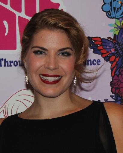 Laurie Wells Photos - BroadwayWorld