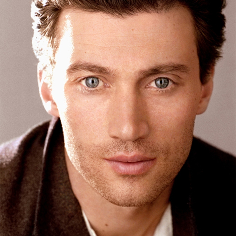 Bryce Pinkham Theatre Credits, News, Bio and Photos