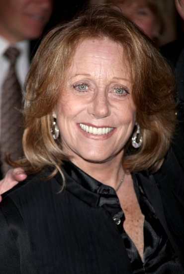 Leslie Gore Headshot Photo