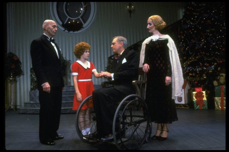 Photosback: Scenes from the Original Production of ANNIE - Andrea ...