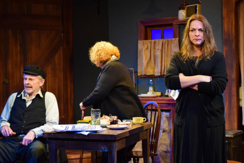 Review: OUTSIDE MULLINGAR Delights Audiences at Florida Repertory Theatre