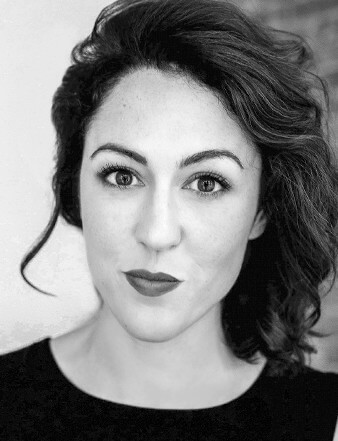 Kelley Curran Headshot Photo