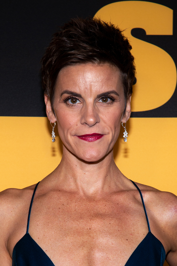 Jenn Colella Headshot Photo