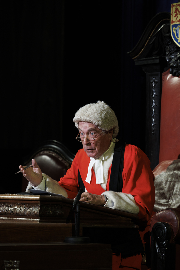Photos: See New Production Shots From WITNESS FOR THE PROSECUTION At ...